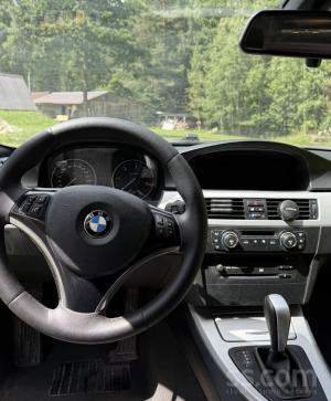 Balts BMW 330 2006 Rīga, ar dzinēja tilpumu 3.00 L un nobraukumu 232 tūkst. km par 8000 €, foto 8 vietnē AUTOMOTO.COM.LV