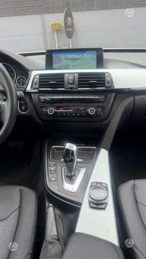 White BMW 330 2014 in Siauliai, with an engine capacity of 2.99 L and mileage of 244 thousand km for 13550 €, photo 34 on AUTOMOTO.COM.LV