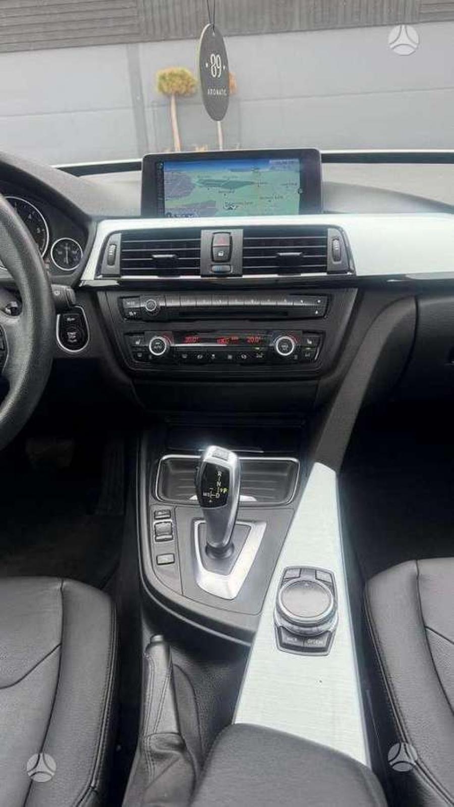 White BMW 330 2014 in Siauliai, with an engine capacity of 2.99 L and mileage of 244 thousand km for 13550 €, photo 34 on AUTOMOTO.COM.LV