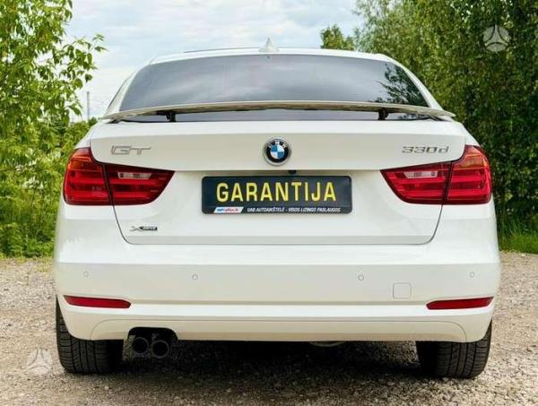 White BMW 330 2014 in Siauliai, with an engine capacity of 2.99 L and mileage of 244 thousand km for 13550 €, photo 6 on AUTOMOTO.COM.LV