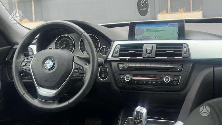 White BMW 330 2014 in Siauliai, with an engine capacity of 2.99 L and mileage of 244 thousand km for 13550 €, photo 29 on AUTOMOTO.COM.LV