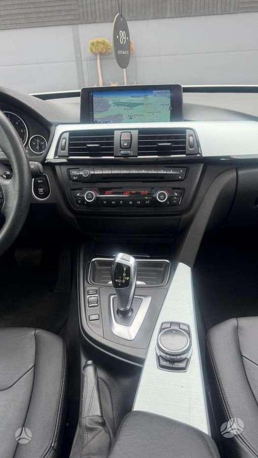White BMW 330 2014 in Siauliai, with an engine capacity of 2.99 L and mileage of 244 thousand km for 13550 €, photo 34 on AUTOMOTO.COM.LV