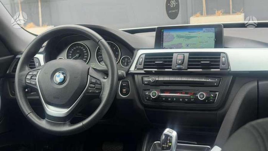 White BMW 330 2014 in Siauliai, with an engine capacity of 2.99 L and mileage of 244 thousand km for 13550 €, photo 29 on AUTOMOTO.COM.LV