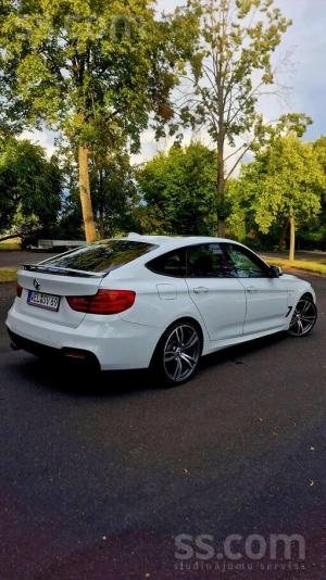 White BMW 330 2015 in Riga, with an engine capacity of 3.00 L and mileage of 279 thousand km for 13750 €, photo 3 on AUTOMOTO.COM.LV