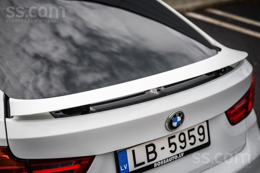 White BMW 330 2015 in Riga, with an engine capacity of 3.00 L and mileage of 274 thousand km for 14750 €, photo 8 on AUTOMOTO.COM.LV