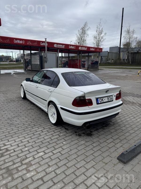 Balts BMW 330 2000 Madona, ar dzinēja tilpumu 3.00 L un nobraukumu 353 tūkst. km par 4400 €, foto 2 vietnē AUTOMOTO.COM.LV