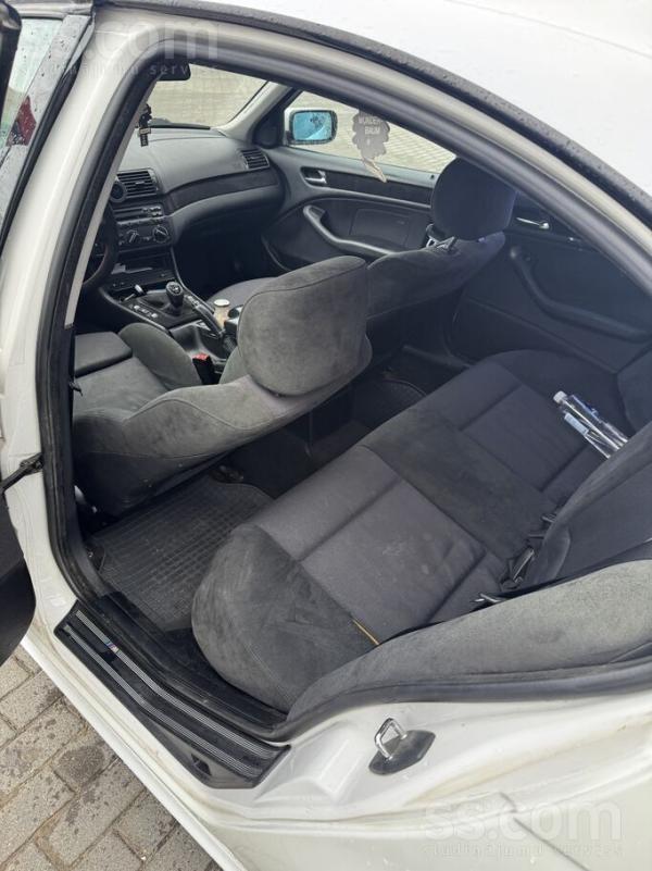 Balts BMW 330 2000 Madona, ar dzinēja tilpumu 3.00 L un nobraukumu 353 tūkst. km par 4400 €, foto 6 vietnē AUTOMOTO.COM.LV