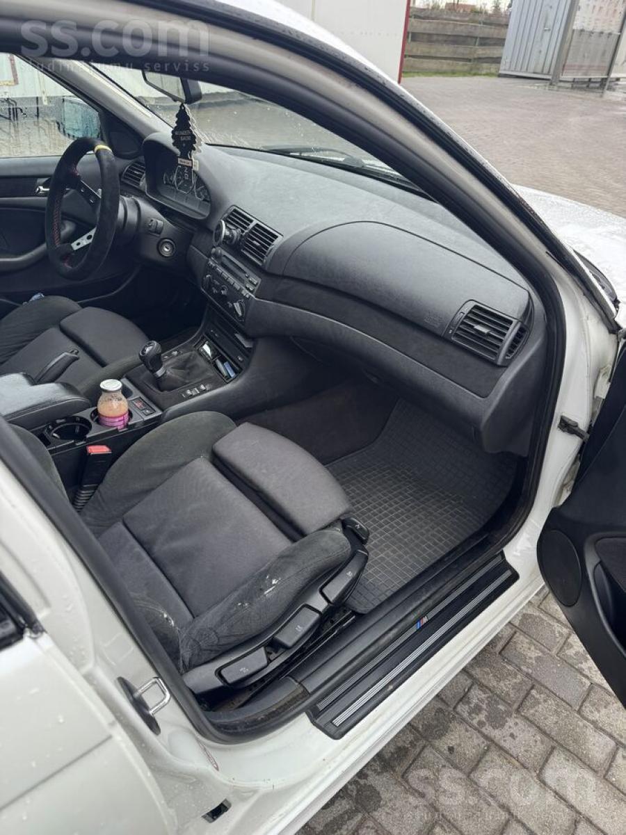 Balts BMW 330 2000 Madona, ar dzinēja tilpumu 3.00 L un nobraukumu 353 tūkst. km par 4400 €, foto 10 vietnē AUTOMOTO.COM.LV