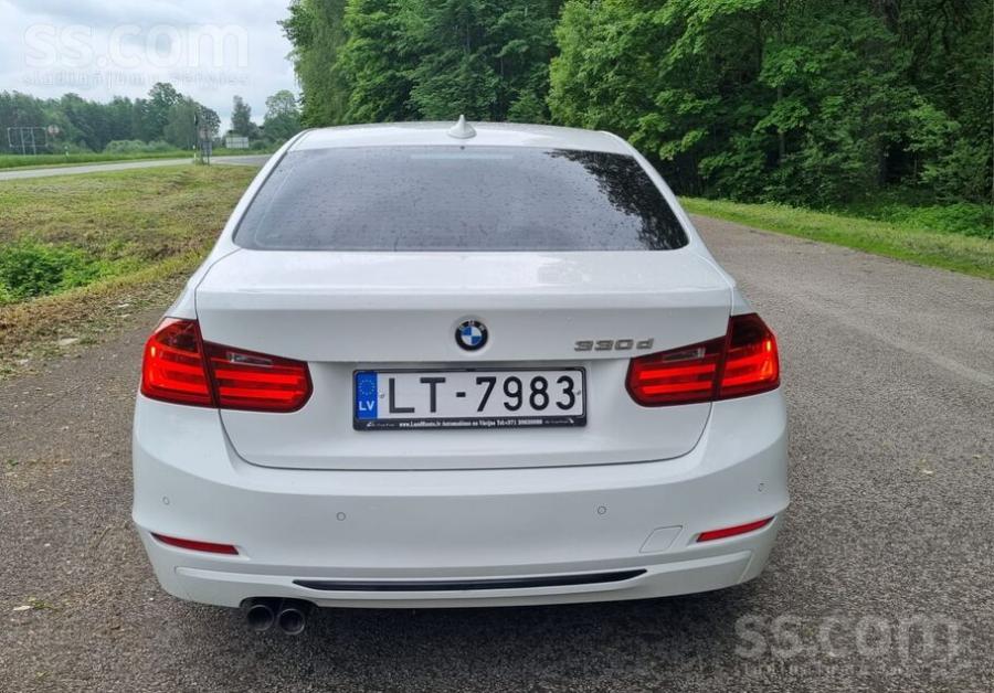White BMW 330 2012 in Ogre, with an engine capacity of 3.00 L and mileage of 311 thousand km for 14000 €, photo 9 on AUTOMOTO.COM.LV
