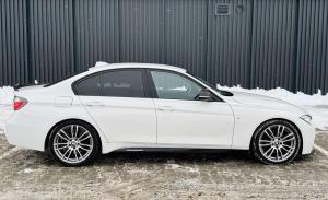 White BMW 330 2013 in Kaunas, with an engine capacity of 2.99 L and mileage of 237 thousand km for 13700 €, photo 9 on AUTOMOTO.COM.LV