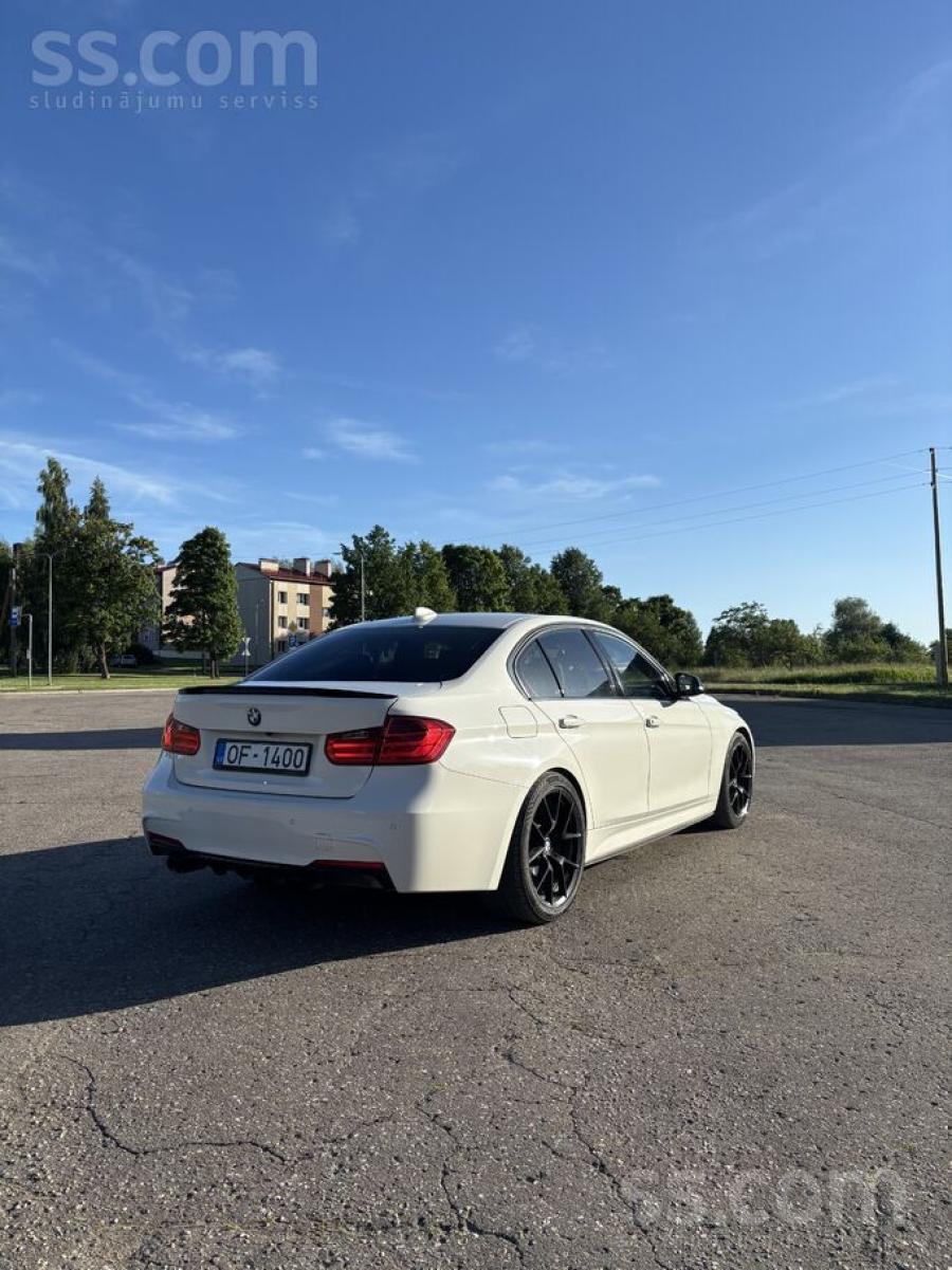 Balts BMW 330 2013 Rīga, ar dzinēja tilpumu 3.00 L un nobraukumu 169 tūkst. km par 22000 €, foto 4 vietnē AUTOMOTO.COM.LV
