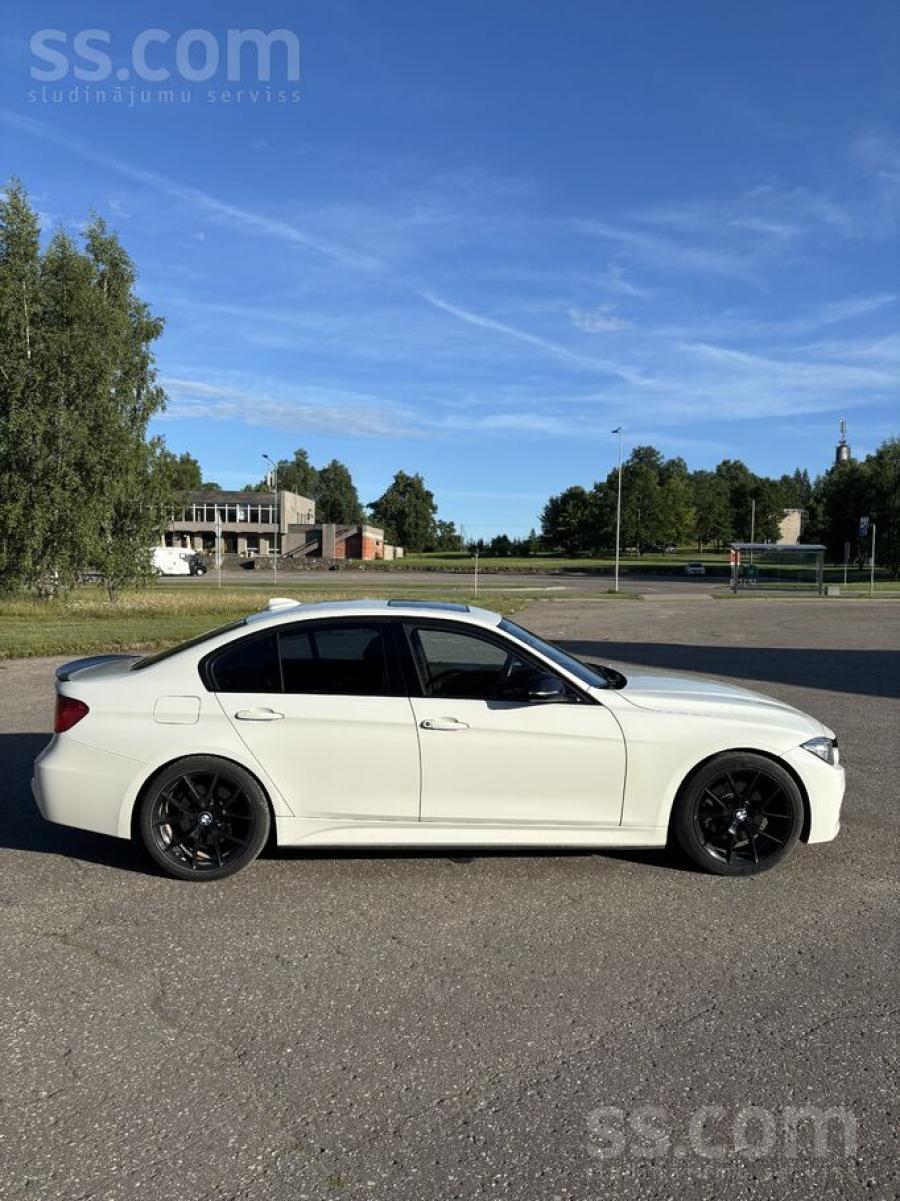Balts BMW 330 2013 Rīga, ar dzinēja tilpumu 3.00 L un nobraukumu 169 tūkst. km par 22000 €, foto 5 vietnē AUTOMOTO.COM.LV