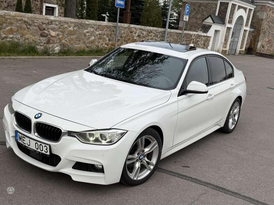 White BMW 330 2013 in Vilnius, with an engine capacity of 2.99 L and mileage of 267 thousand km for 12750 €, photo 1 on AUTOMOTO.COM.LV