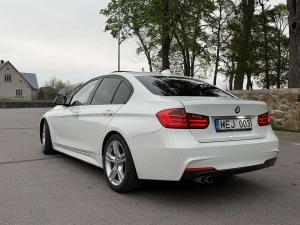 White BMW 330 2013 in Vilnius, with an engine capacity of 2.99 L and mileage of 267 thousand km for 12750 €, photo 6 on AUTOMOTO.COM.LV