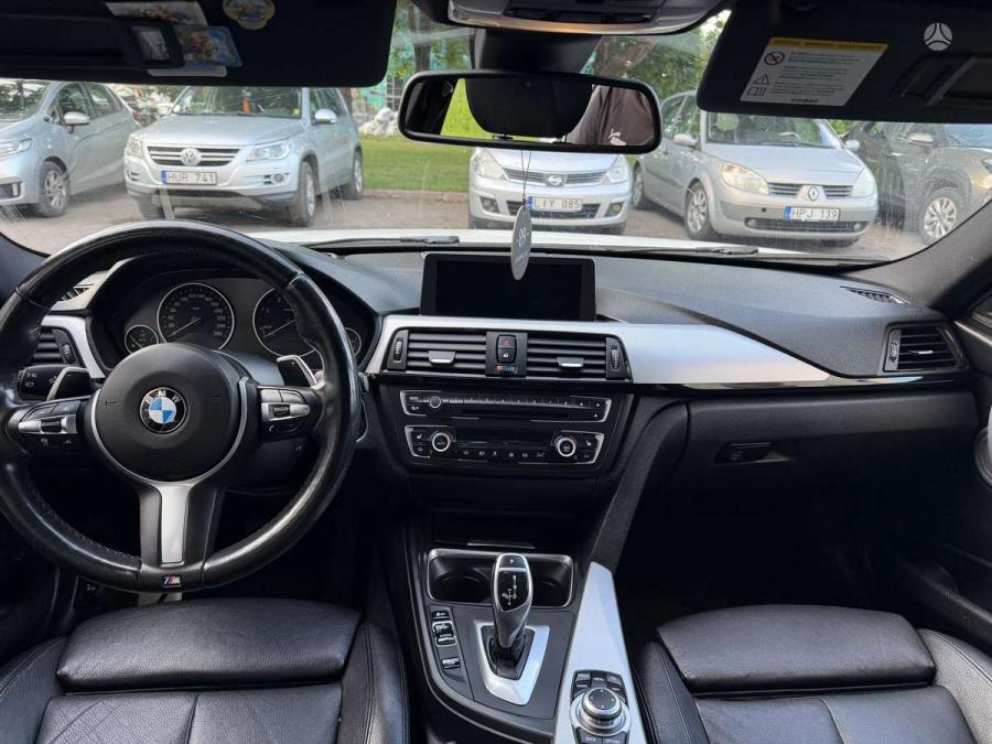 White BMW 330 2013 in Vilnius, with an engine capacity of 2.99 L and mileage of 267 thousand km for 12750 €, photo 9 on AUTOMOTO.COM.LV