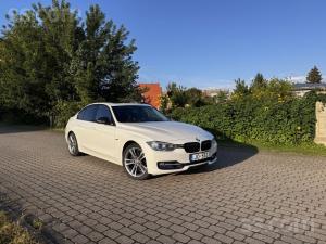 Balts BMW 330 2014 Rīga, ar dzinēja tilpumu 3.00 L un nobraukumu 221 tūkst. km par 12450 €, foto  vietnē AUTOMOTO.COM.LV