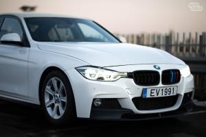 White BMW 330 2016 in Vilnius, with an engine capacity of 2.00 L and mileage of 177 thousand km for 17900 €, photo 23 on AUTOMOTO.COM.LV