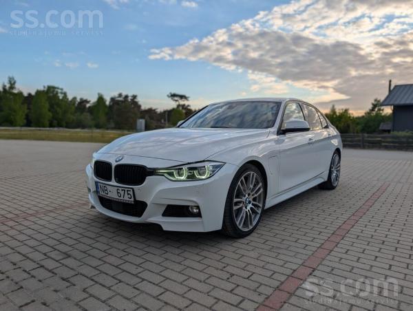 Balts BMW 330 2016 Liepāja, ar dzinēja tilpumu 2.00 L un nobraukumu 211 tūkst. km par 17500 €, foto 1 vietnē AUTOMOTO.COM.LV