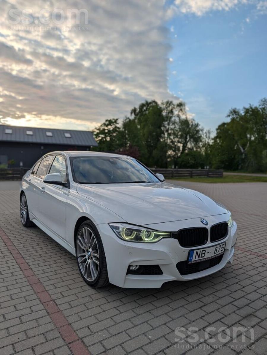 Balts BMW 330 2016 Liepāja, ar dzinēja tilpumu 2.00 L un nobraukumu 211 tūkst. km par 17500 €, foto 3 vietnē AUTOMOTO.COM.LV