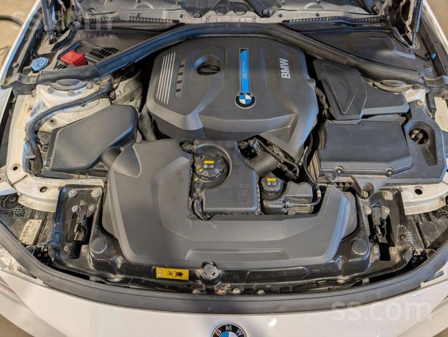 White BMW 330 2016 in Liepaja, with an engine capacity of 2.00 L and mileage of 210 thousand km for 16500 €, photo 12 on AUTOMOTO.COM.LV