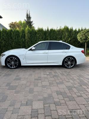 White BMW 330 2016 in Bauska, with an engine capacity of 2.00 L and mileage of 228 thousand km for 16200 €, photo 5 on AUTOMOTO.COM.LV