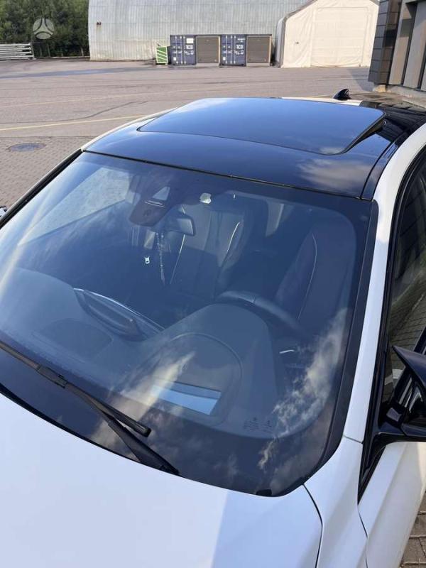 БМВ 330 2016 в Каунас на AUTOMOTO.COM.LV Белый БМВ 330 2016 в Каунас, объемом двигателя 3.00 л и пробегом 310 тыс. км за 12990 €, фото 5 на AUTOMOTO.COM.LV