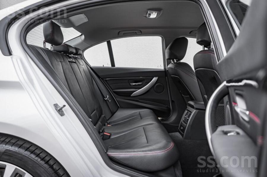 Balts BMW 330 2016 Rīga, ar dzinēja tilpumu 3.00 L un nobraukumu 222 tūkst. km par 14500 €, foto 14 vietnē AUTOMOTO.COM.LV