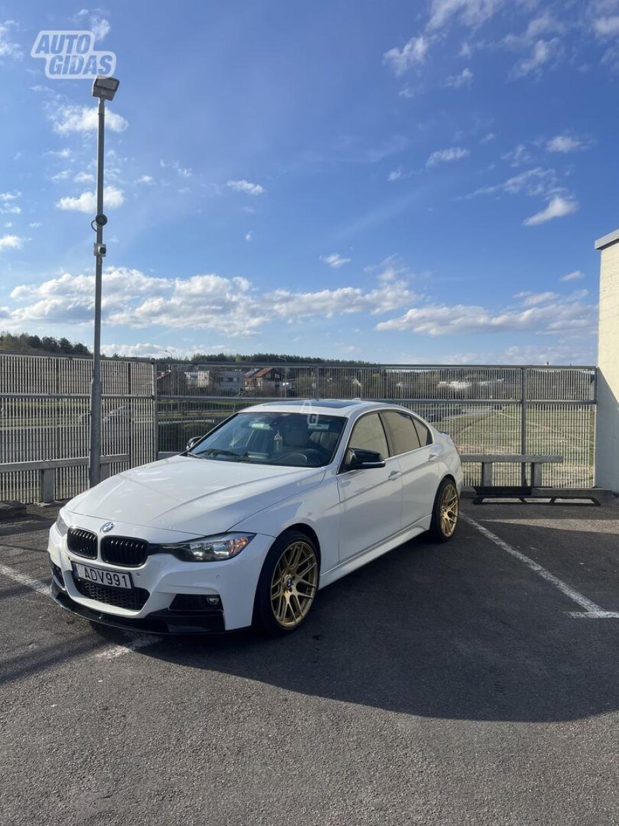 White BMW 330 2017 in Vilnius, with an engine capacity of 2.00 L and mileage of 186 thousand km for 13950 €, photo 5 on AUTOMOTO.COM.LV