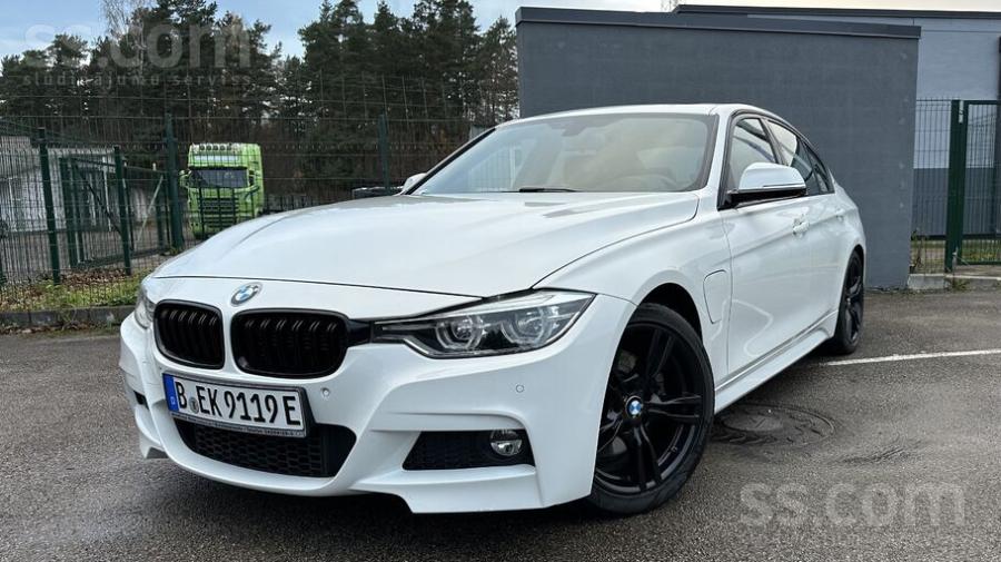 Balts BMW 330 2017 Rīga, ar dzinēja tilpumu 2.00 L un nobraukumu 0 tūkst. km par 21000 €, foto 1 vietnē AUTOMOTO.COM.LV
