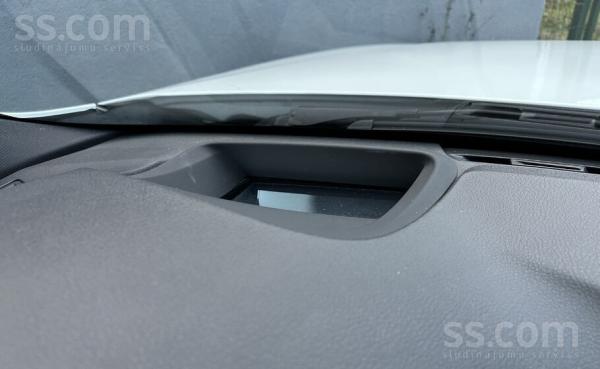 Balts BMW 330 2017 Rīga, ar dzinēja tilpumu 2.00 L un nobraukumu 0 tūkst. km par 21000 €, foto 8 vietnē AUTOMOTO.COM.LV