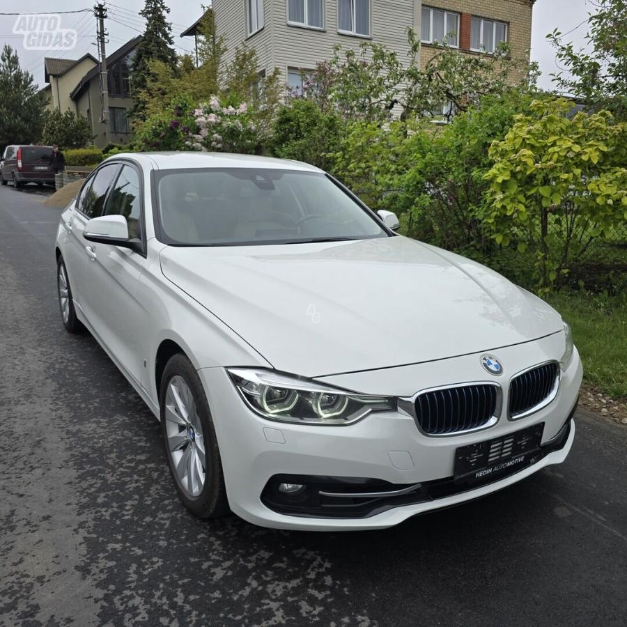 Balts BMW 330 2017 Kauņa, ar dzinēja tilpumu 2.00 L un nobraukumu 213 tūkst. km par 12799 €, foto 1 vietnē AUTOMOTO.COM.LV