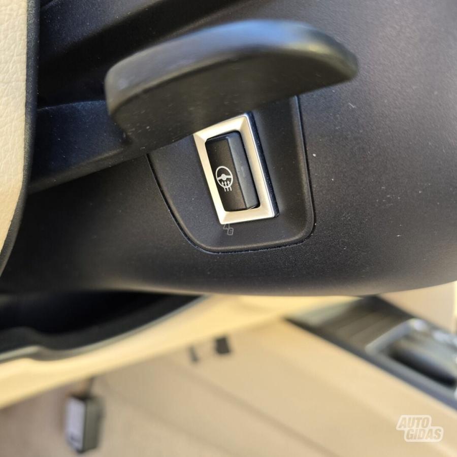 Balts BMW 330 2017 Kauņa, ar dzinēja tilpumu 2.00 L un nobraukumu 213 tūkst. km par 12799 €, foto 3 vietnē AUTOMOTO.COM.LV