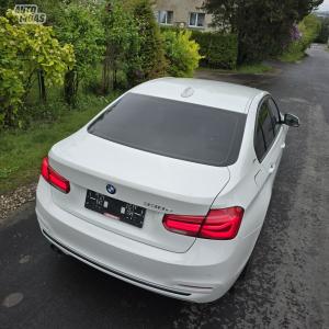 Balts BMW 330 2017 Kauņa, ar dzinēja tilpumu 2.00 L un nobraukumu 213 tūkst. km par 12799 €, foto 13 vietnē AUTOMOTO.COM.LV