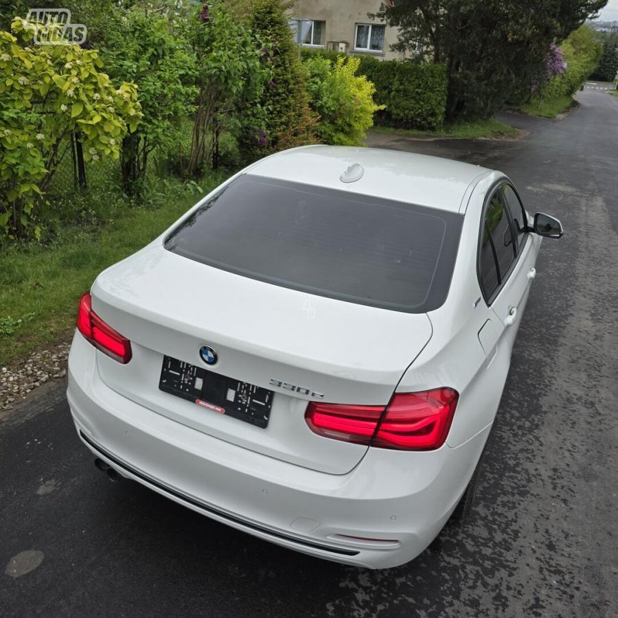 Balts BMW 330 2017 Kauņa, ar dzinēja tilpumu 2.00 L un nobraukumu 213 tūkst. km par 12799 €, foto 13 vietnē AUTOMOTO.COM.LV