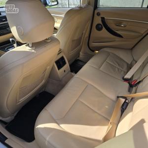 Balts BMW 330 2017 Kauņa, ar dzinēja tilpumu 2.00 L un nobraukumu 213 tūkst. km par 12799 €, foto 17 vietnē AUTOMOTO.COM.LV
