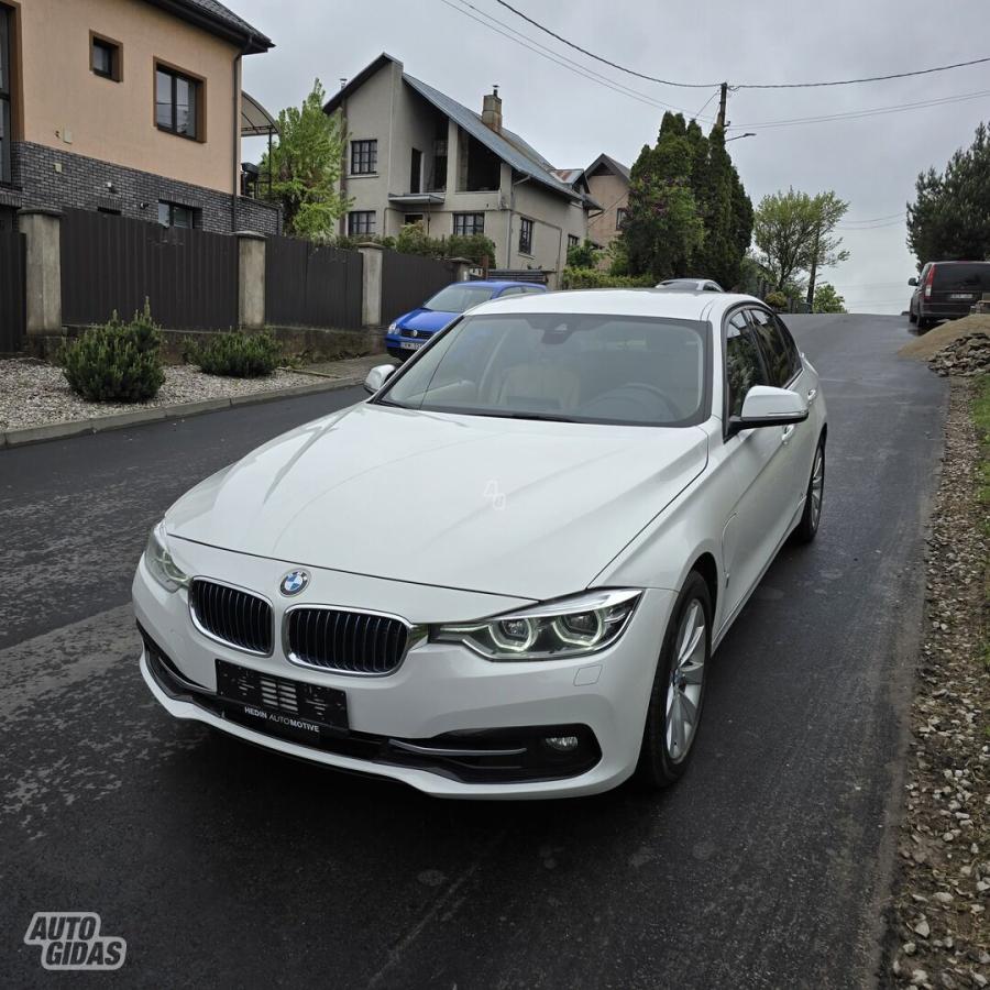 Balts BMW 330 2017 Kauņa, ar dzinēja tilpumu 2.00 L un nobraukumu 213 tūkst. km par 12799 €, foto 20 vietnē AUTOMOTO.COM.LV