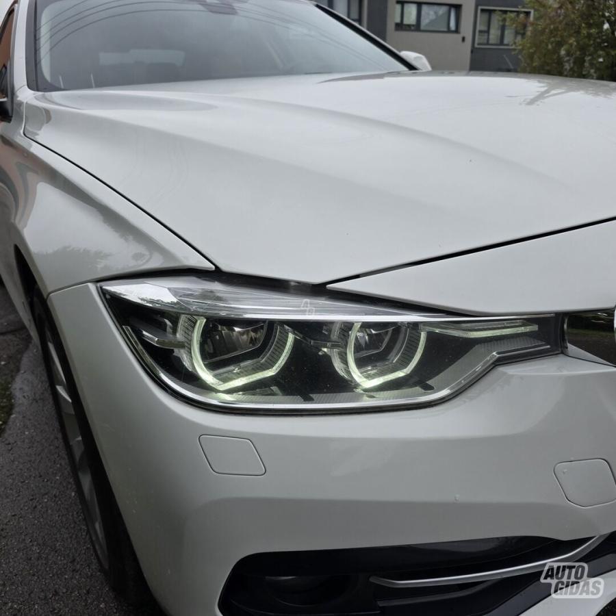Balts BMW 330 2017 Kauņa, ar dzinēja tilpumu 2.00 L un nobraukumu 213 tūkst. km par 12799 €, foto 21 vietnē AUTOMOTO.COM.LV