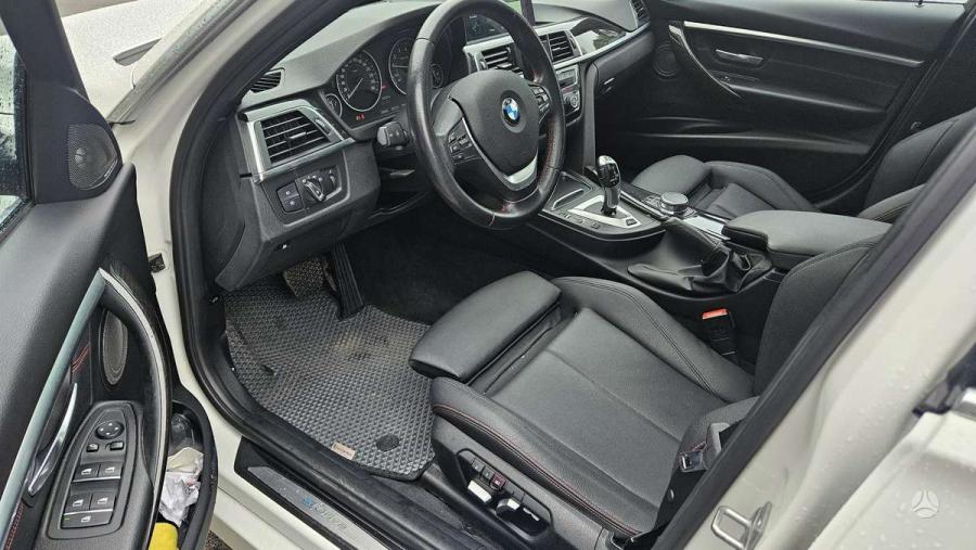 White BMW 330 2017 in Elektrenai, with an engine capacity of 2.00 L and mileage of 107 thousand km for 14500 €, photo 12 on AUTOMOTO.COM.LV
