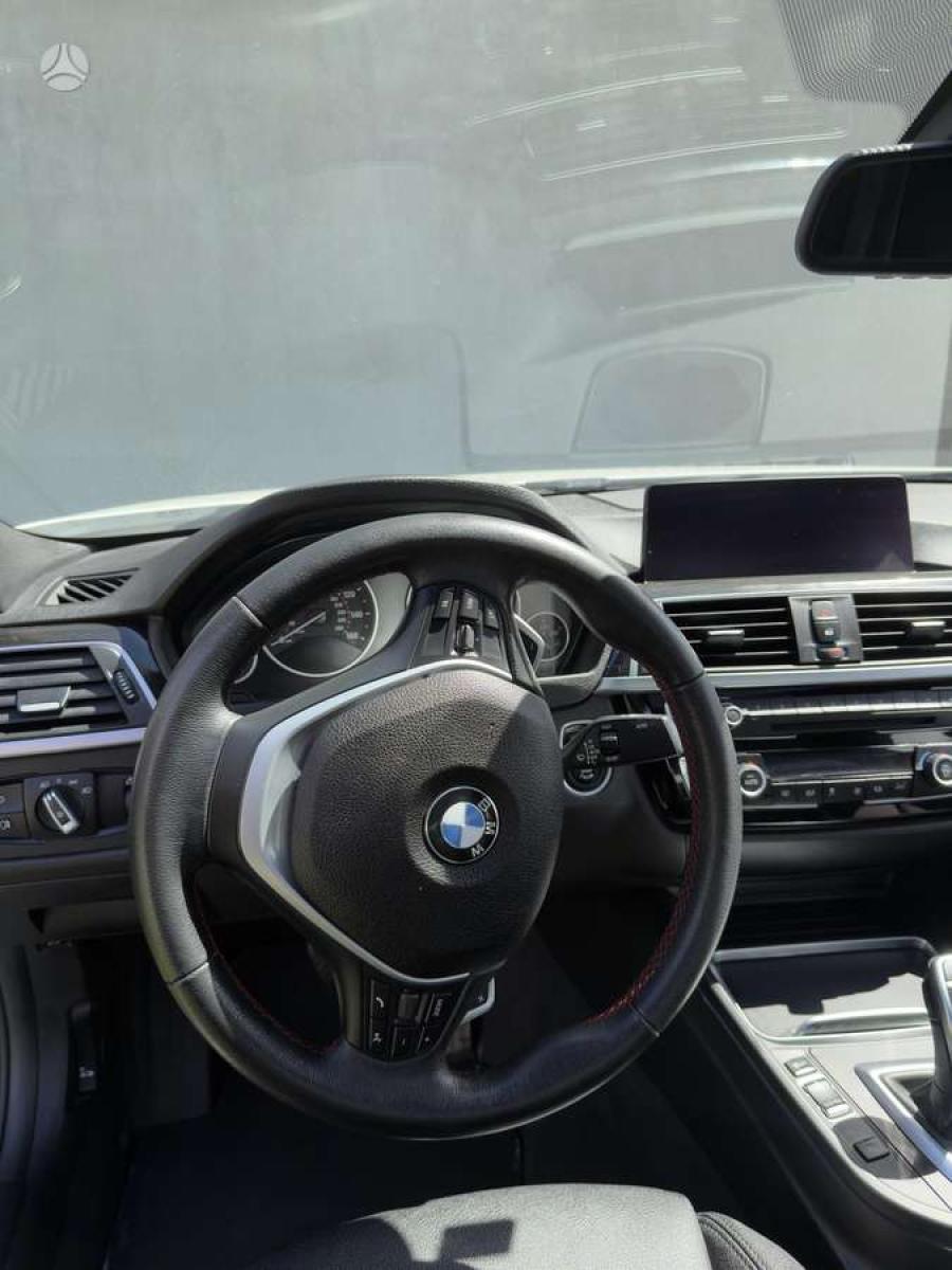 Balts BMW 330 2017 Klaipėda, ar dzinēja tilpumu 2.00 L un nobraukumu 118 tūkst. km par 15999 €, foto 9 vietnē AUTOMOTO.COM.LV