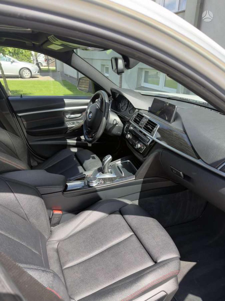 Balts BMW 330 2017 Klaipėda, ar dzinēja tilpumu 2.00 L un nobraukumu 118 tūkst. km par 15999 €, foto 15 vietnē AUTOMOTO.COM.LV