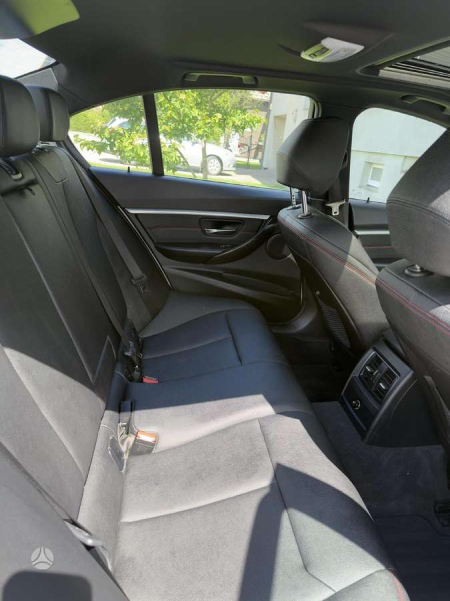 Balts BMW 330 2017 Klaipėda, ar dzinēja tilpumu 2.00 L un nobraukumu 118 tūkst. km par 15999 €, foto 17 vietnē AUTOMOTO.COM.LV