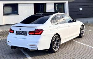 Balts BMW 330 2017 Kauņa, ar dzinēja tilpumu 3.00 L un nobraukumu 317 tūkst. km par 13990 €, foto 6 vietnē AUTOMOTO.COM.LV