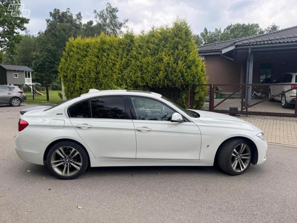 Balts BMW 330 2017 Viļņa, ar dzinēja tilpumu 2.00 L un nobraukumu 134 tūkst. km par 14300 €, foto 4 vietnē AUTOMOTO.COM.LV