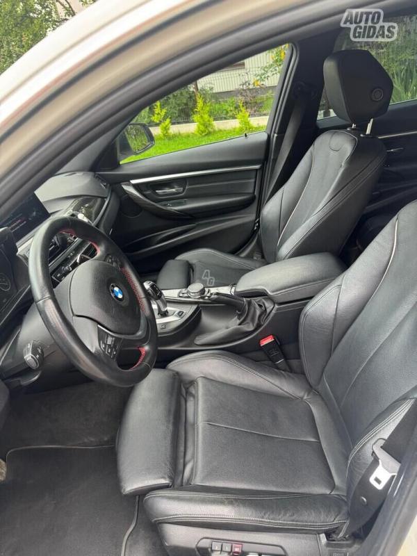 Balts BMW 330 2017 Viļņa, ar dzinēja tilpumu 2.00 L un nobraukumu 134 tūkst. km par 14300 €, foto 9 vietnē AUTOMOTO.COM.LV