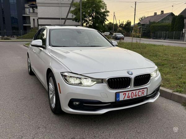 БМВ 330 2017 в Каунас на AUTOMOTO.COM.LV Белый БМВ 330 2017 в Каунас, объемом двигателя 2.00 л и пробегом 176 тыс. км за 13490 €, фото 9 на AUTOMOTO.COM.LV