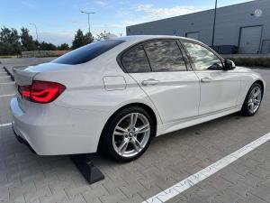 White BMW 330 2017 in Vilnius, with an engine capacity of 2.00 L and mileage of 176 thousand km for 14700 €, photo 5 on AUTOMOTO.COM.LV