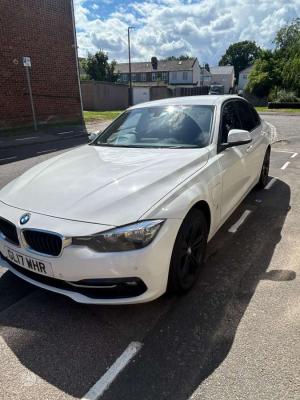 Balts BMW 330 2017 Kauņa, ar dzinēja tilpumu 2.00 L un nobraukumu 150 tūkst. km par 5500 €, foto  vietnē AUTOMOTO.COM.LV