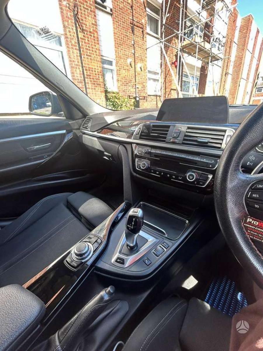 Balts BMW 330 2017 Kauņa, ar dzinēja tilpumu 2.00 L un nobraukumu 150 tūkst. km par 5500 €, foto 7 vietnē AUTOMOTO.COM.LV