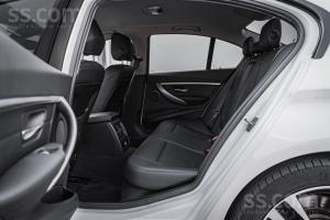 Balts BMW 330 2018 Rīga, ar dzinēja tilpumu 3.00 L un nobraukumu 237 tūkst. km par 17990 €, foto 12 vietnē AUTOMOTO.COM.LV