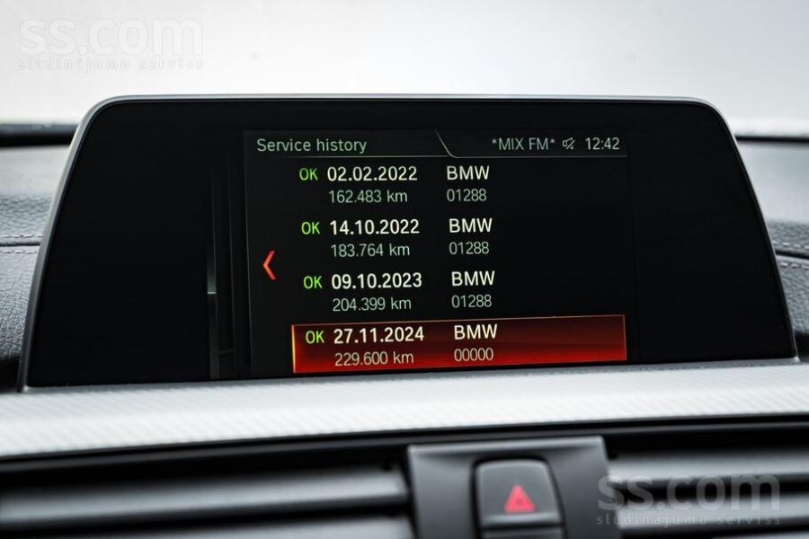 Balts BMW 330 2018 Rīga, ar dzinēja tilpumu 3.00 L un nobraukumu 237 tūkst. km par 17990 €, foto 28 vietnē AUTOMOTO.COM.LV